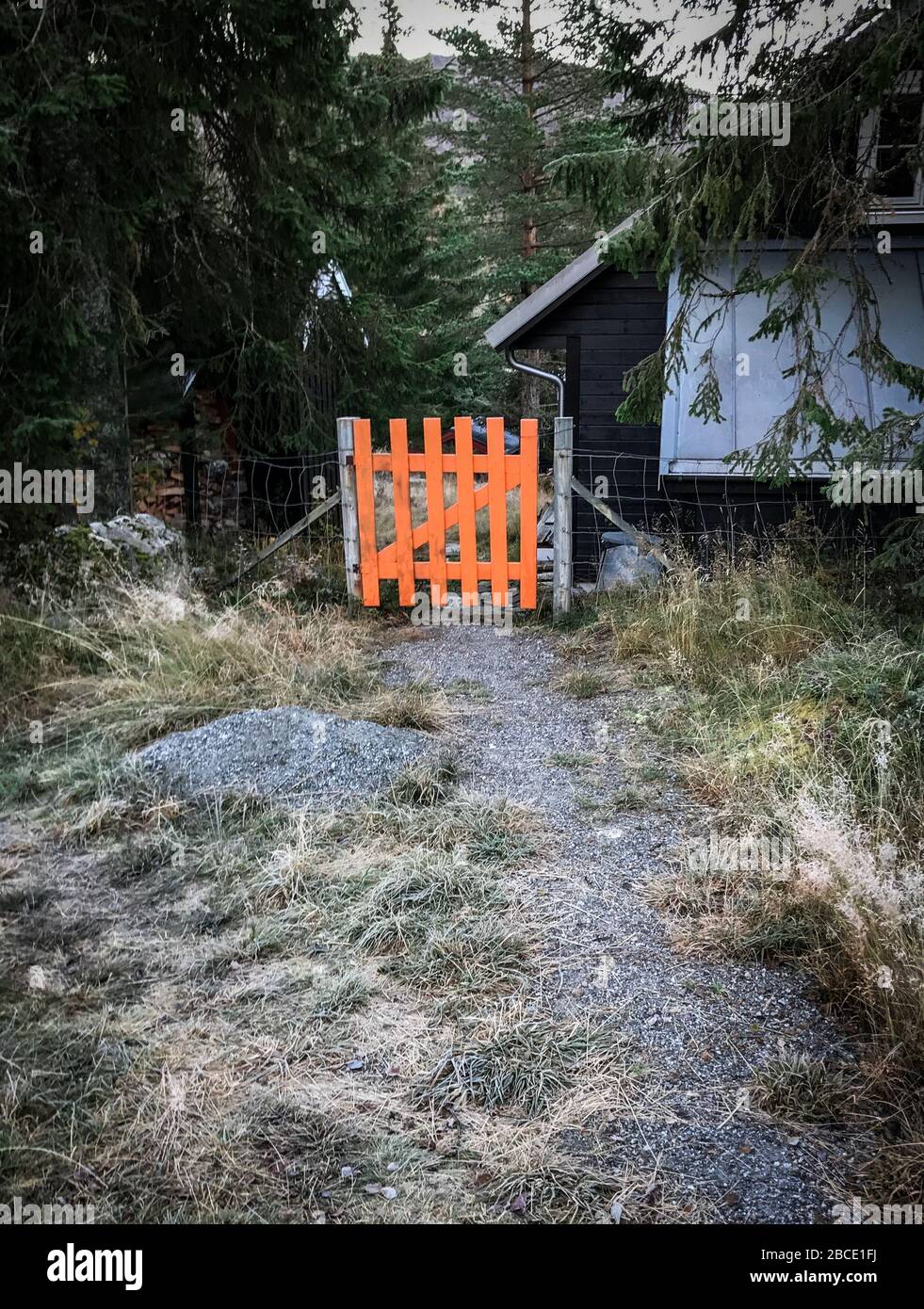 Yellow gate hi-res stock photography and images - Alamy