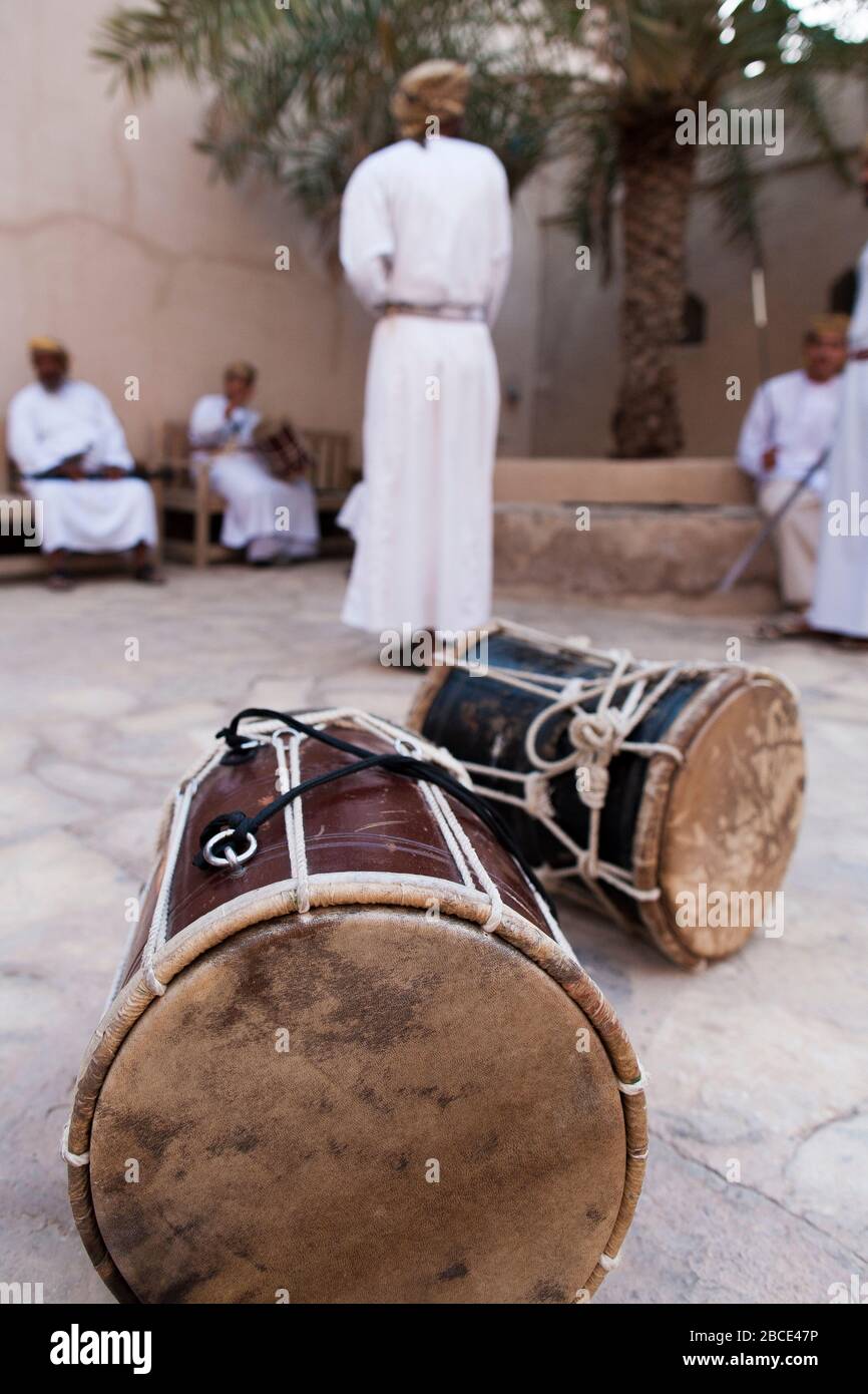 Arabic Sword Dance High Resolution Stock Photography and Images - Alamy