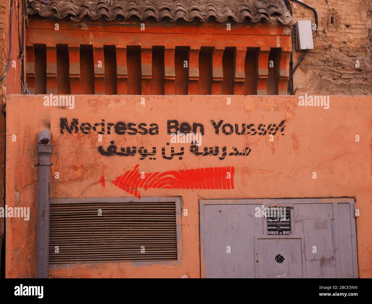 Marrakech graffiti hi-res stock photography and images - Alamy