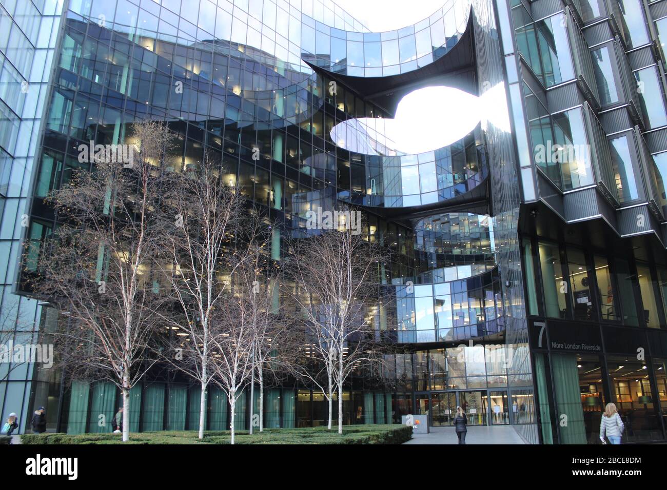 Central london glass building hi-res stock photography and images - Alamy