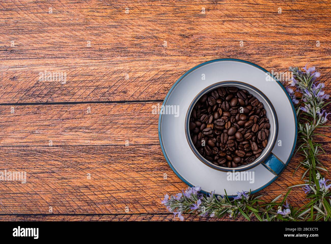 Flat Lay - Coffee & coffee beans in cup and saucer Stock Photo - Alamy