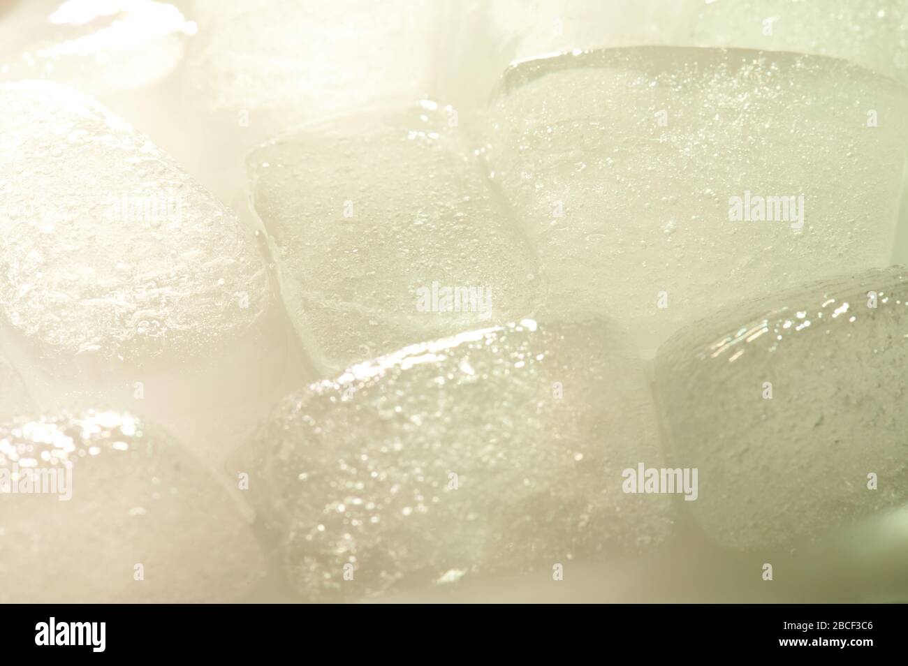 Melting ice cube melted water hi-res stock photography and images - Alamy