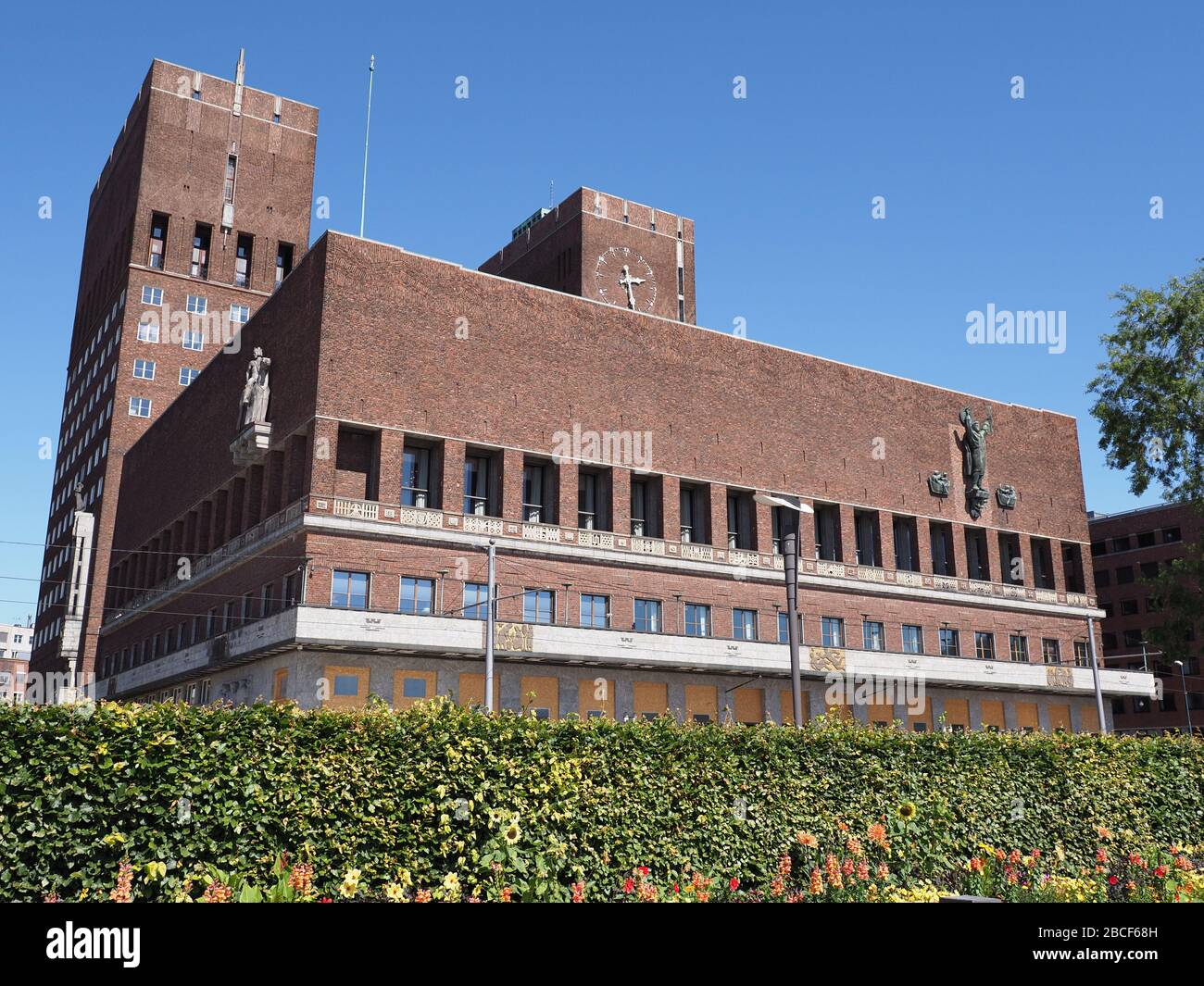 Oslo city hall elevation hi-res stock photography and images - Alamy