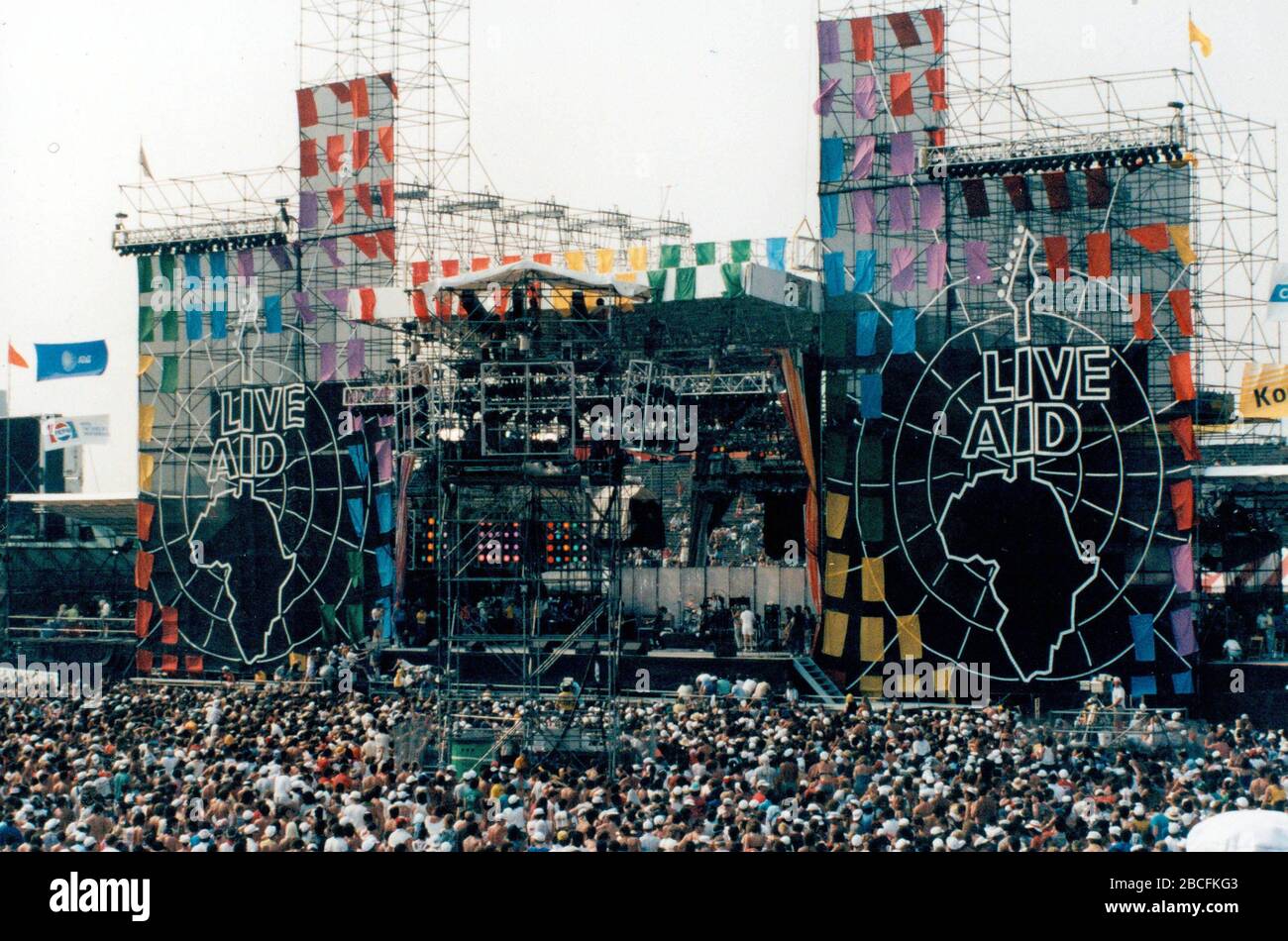 1985 live aid hi-res stock photography and images - Alamy