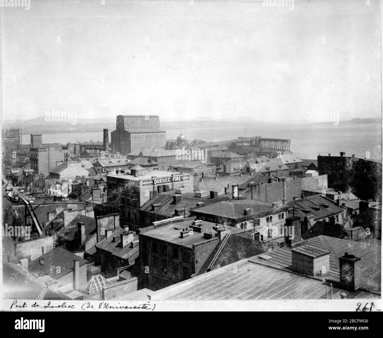 Archives du port hi-res stock photography and images - Alamy