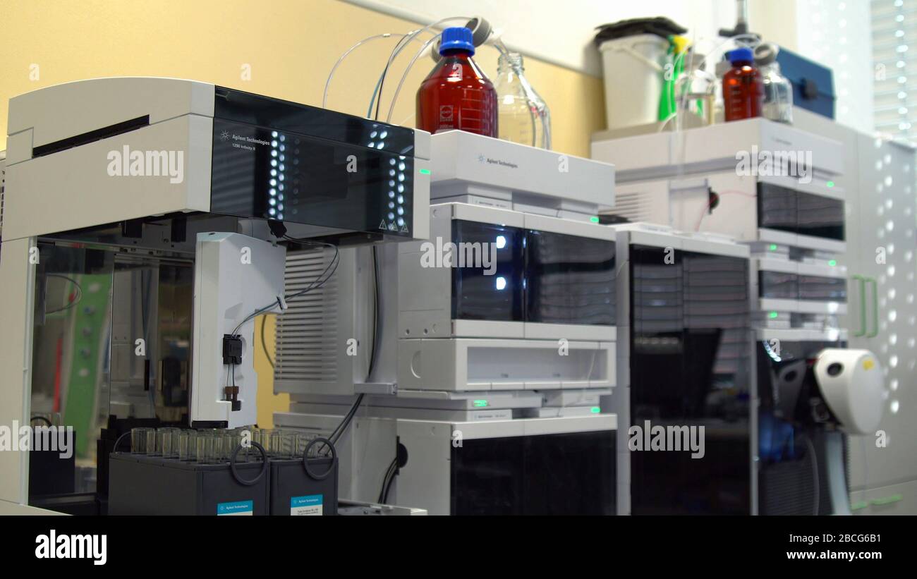 Scientist scientific instrument for semi preparative chromatography ...