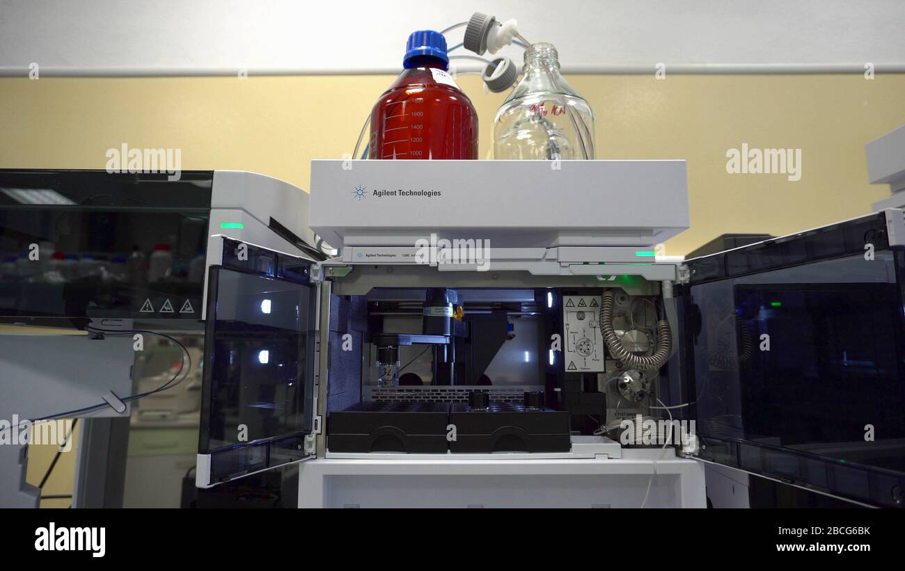 Spectrophotometer scientist scientific instrument for semi preparative ...