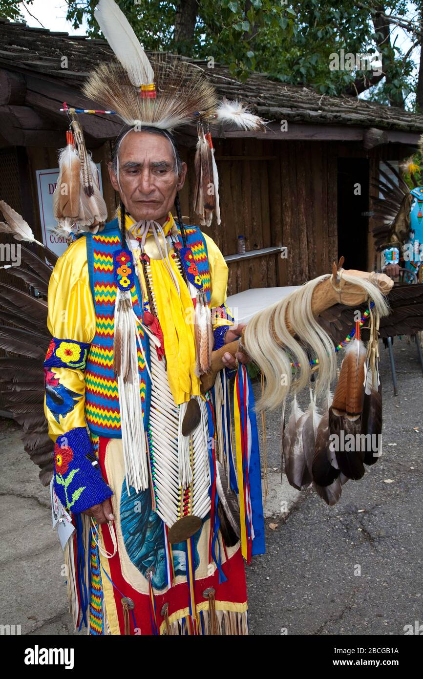 Indian Chief in dress at North American Plaims Native Indian in ...