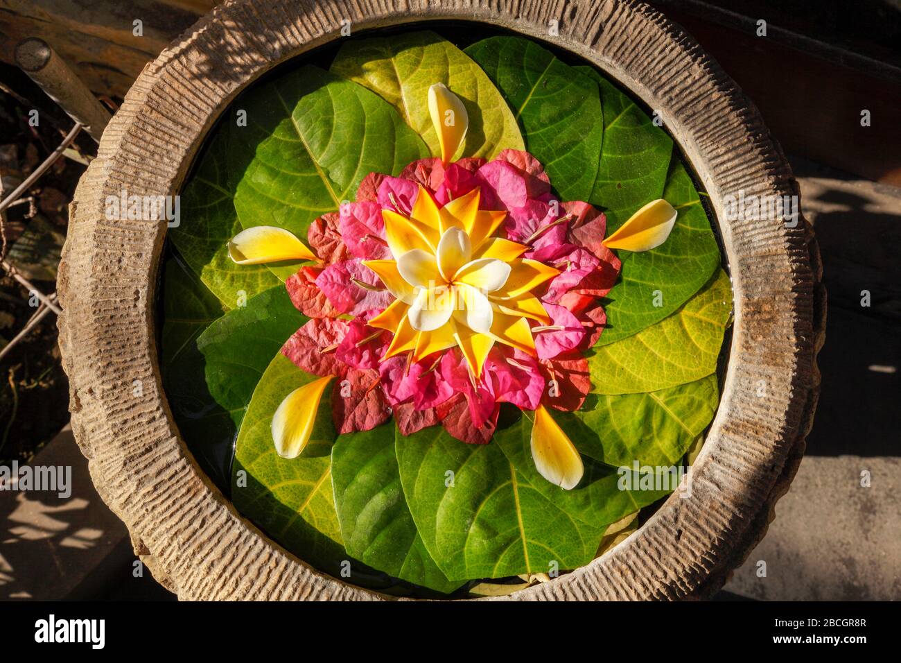 Indonesia, Bali, Hindu flower offerings Stock Photo - Alamy