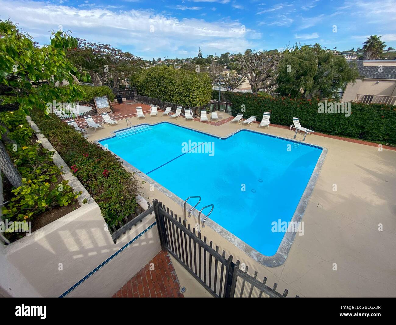 Community swimming pool jacuzzi hi-res stock photography and images - Alamy
