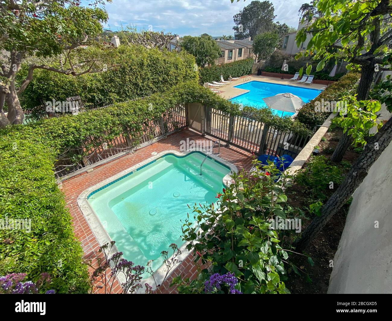 Community swimming pool jacuzzi hi-res stock photography and images - Alamy