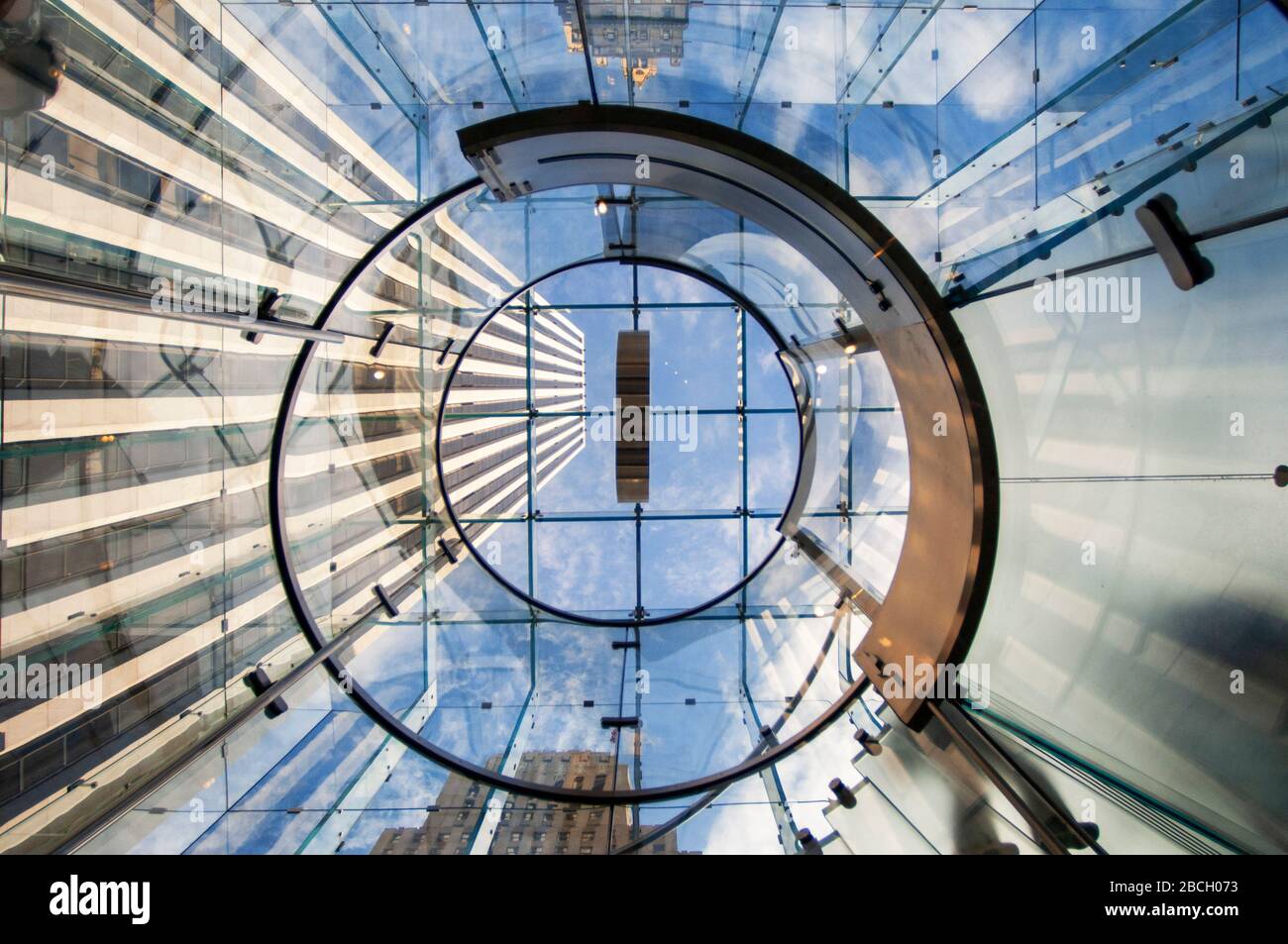 Entrance to Apple Store in Fifth Avenue, New York City, Manhattan, USA ...