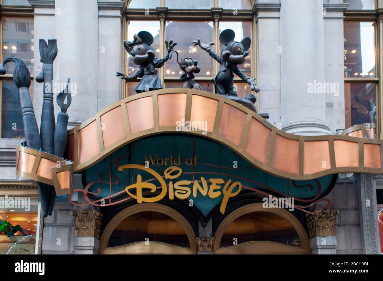 Disney store display hi-res stock photography and images - Alamy