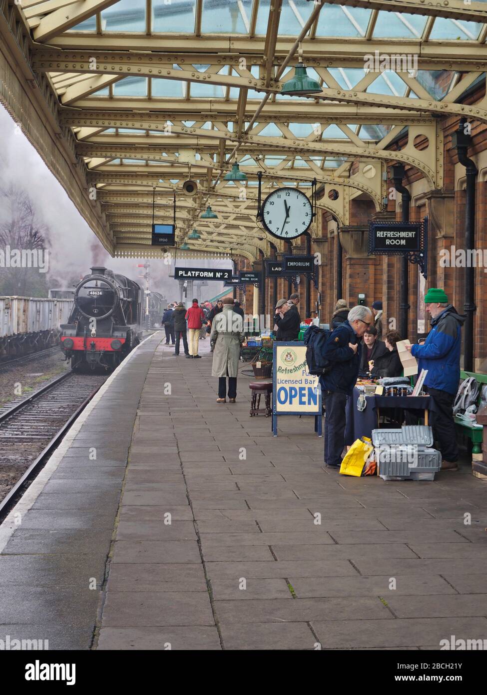 Steam loco pulling in to Loughborough Central heritage railway station ...