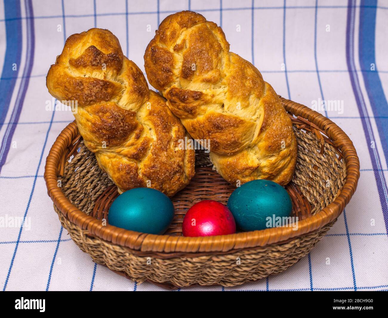 Stuffed easter eggs festive hi-res stock photography and images - Alamy