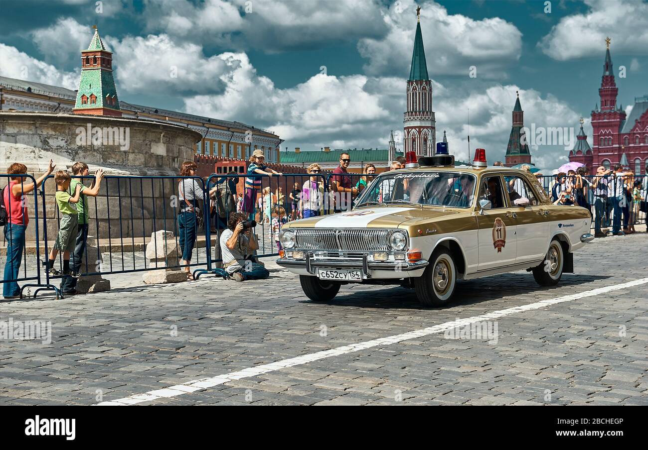 Moscow police car hi-res stock photography and images - Alamy