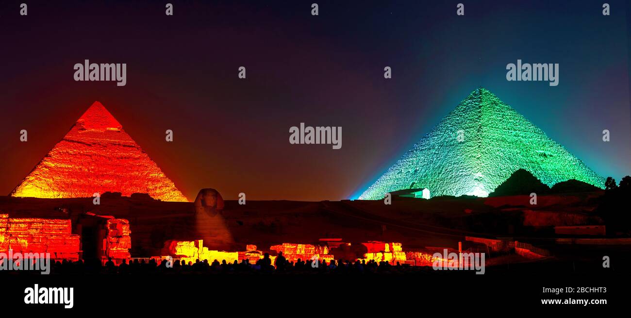 Landscape at the Pyramids of Giza at night during light and sound show ...