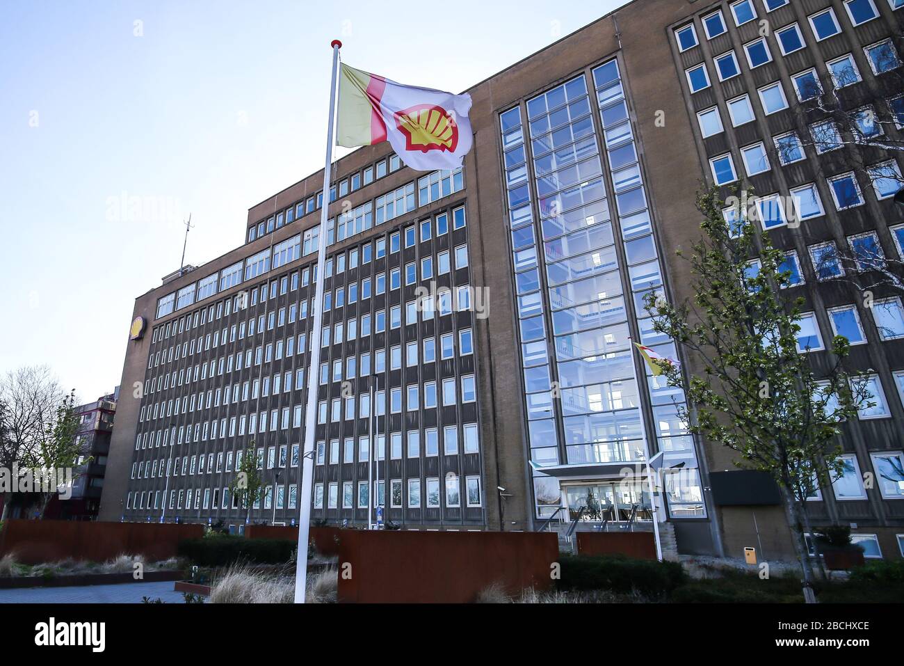 Rotterdam - 4-4-20, Botlek Rotterdam industrie, Shell hoofdgebouw ...