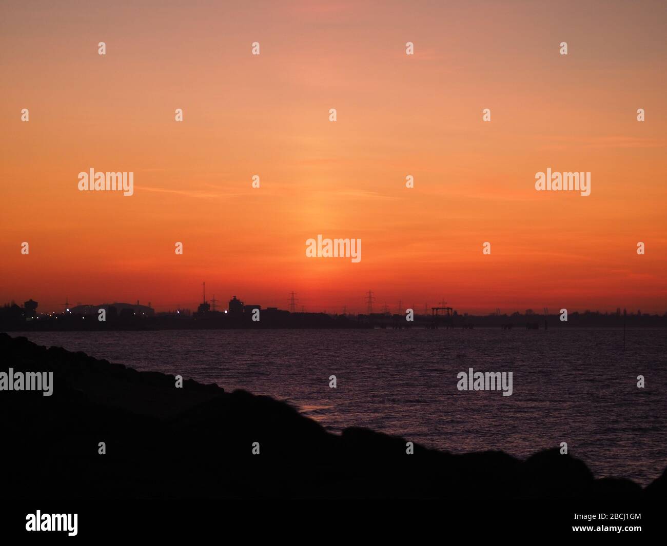 Light pillar after sunset hi-res stock photography and images - Alamy