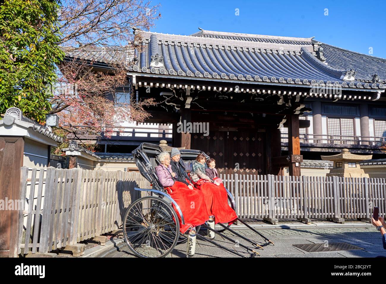 Rickshaw roof hi-res stock photography and images - Alamy