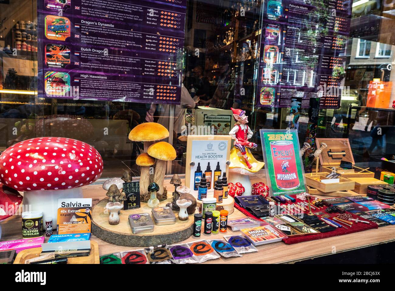 Cannabis shop logo hi-res stock photography and images - Alamy