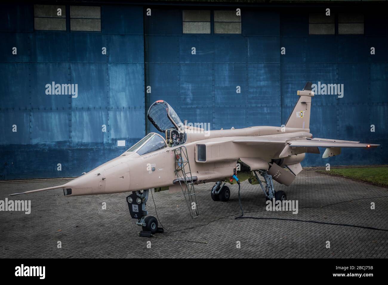 Raf jaguar fighter aircraft hi-res stock photography and images - Alamy