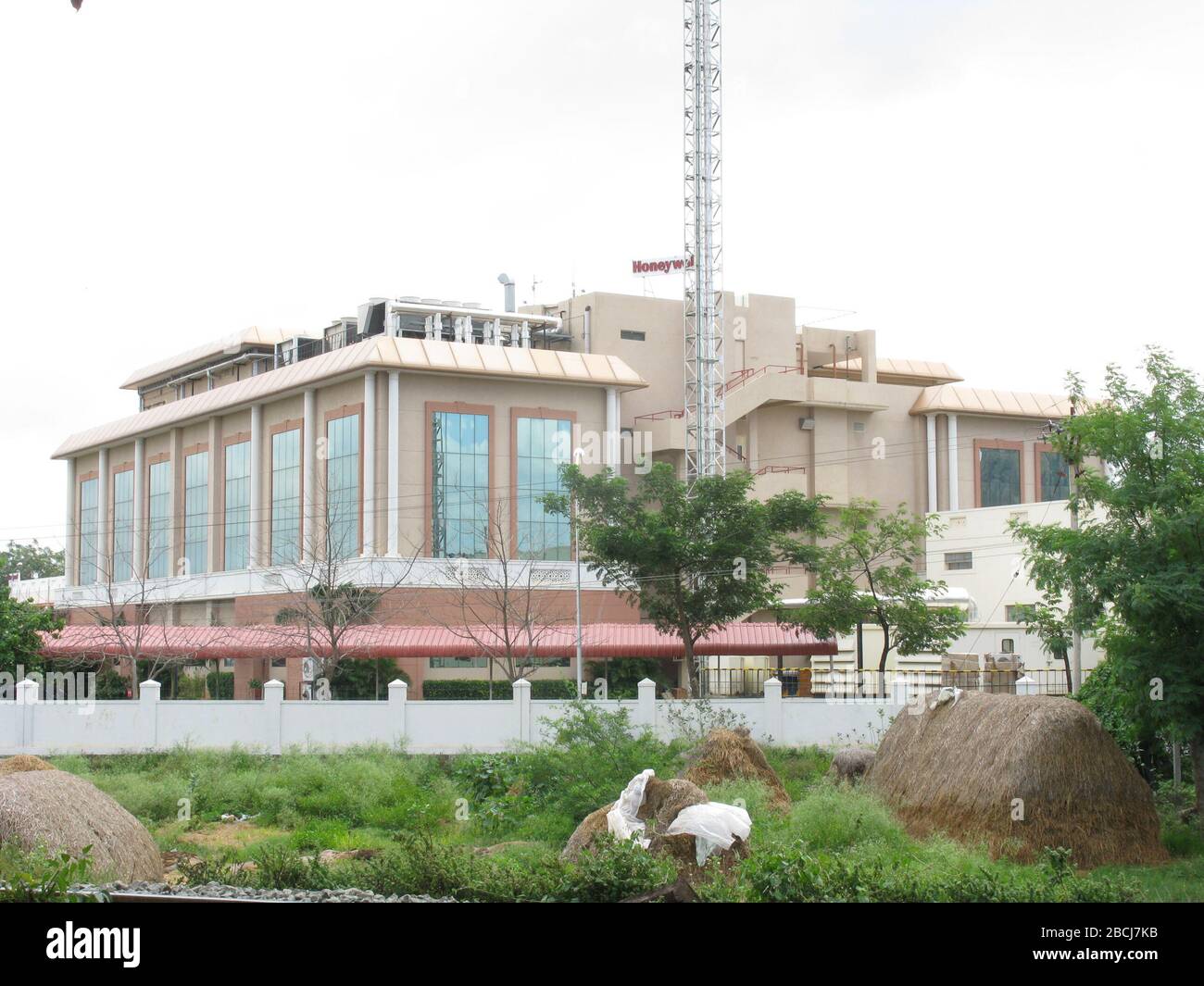 Honeywell technology solutions hi-res stock photography and images - Alamy