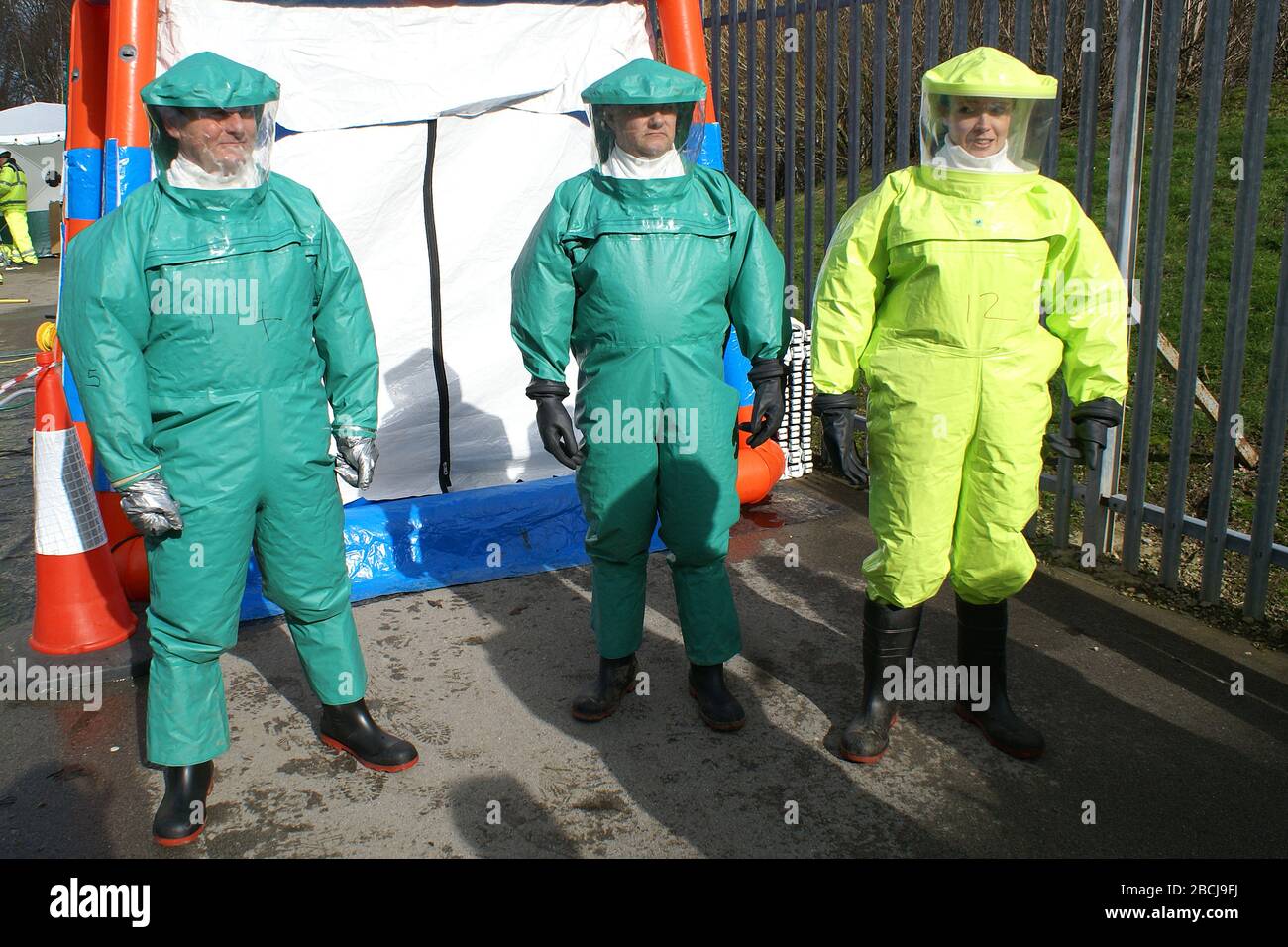 Biohazard suit uk hi-res stock photography and images - Alamy