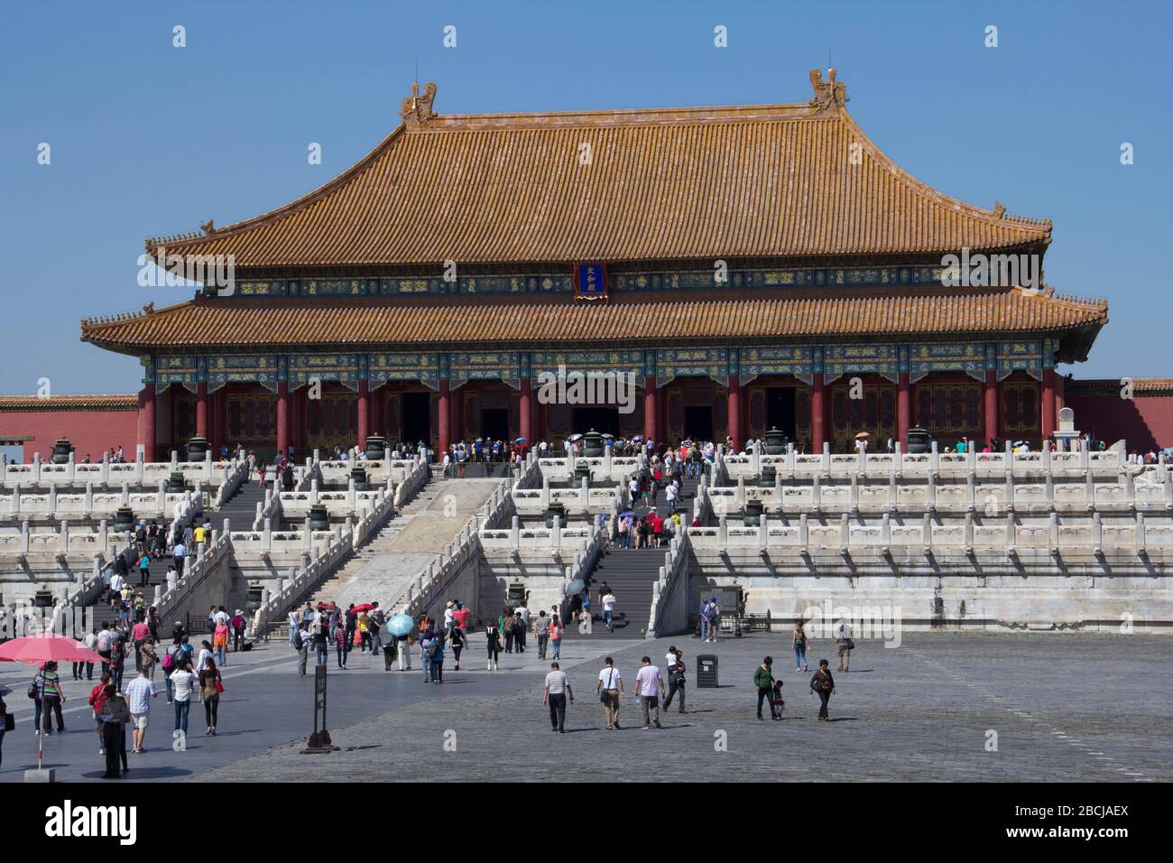 Inside temple golden pavilion hi-res stock photography and images - Alamy