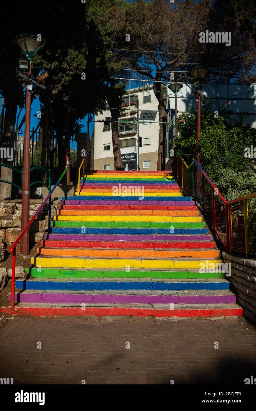 Rainbow in urban wall hi-res stock photography and images - Alamy