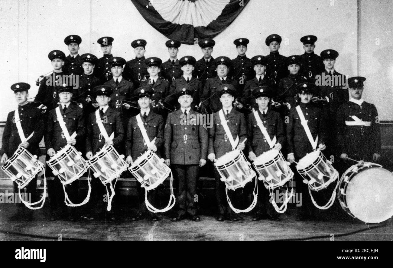 438 squadron rcaf band hi-res stock photography and images - Alamy