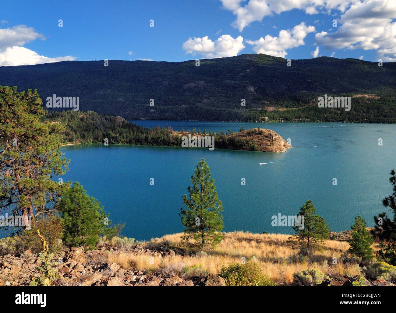 Kalamalka lake hi-res stock photography and images - Alamy