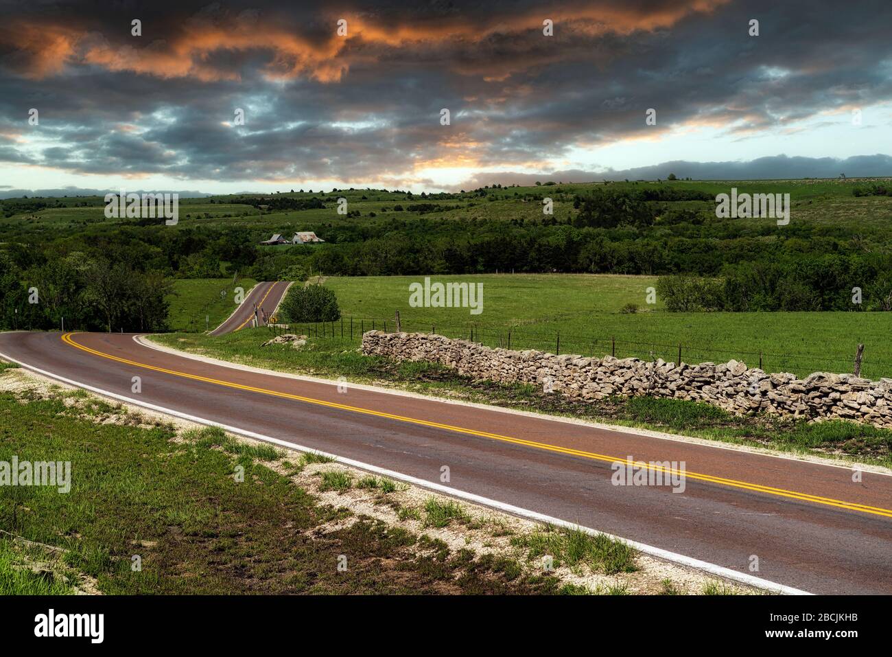 Green pasture land in the Flint Hills of Kansas Stock Photo - Alamy