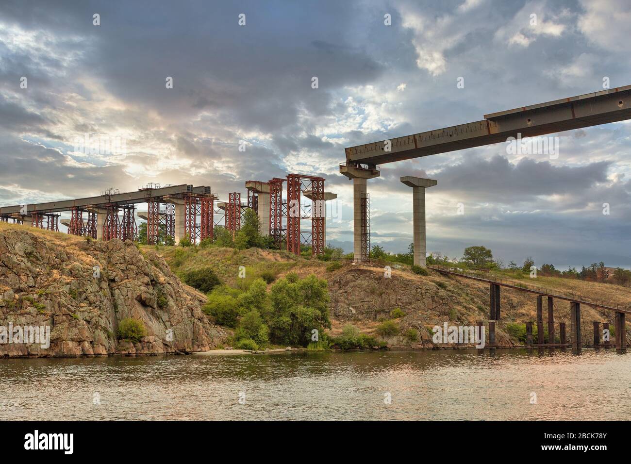 Building Preobrazhensky bridge across the Dnieper River to the island ...