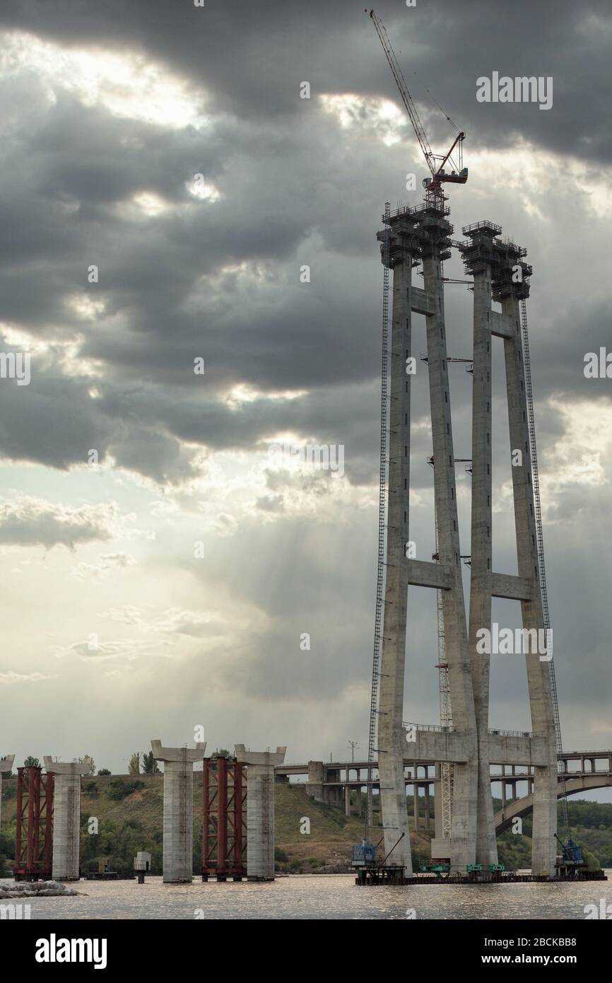 Building Preobrazhensky bridge across the Dnieper River to the island ...