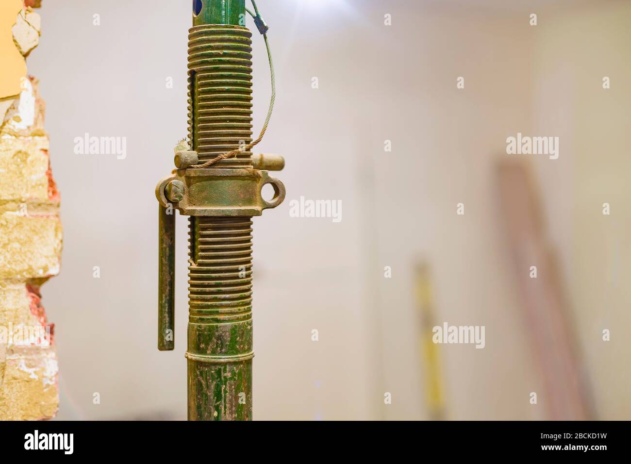 Acrow prop hi-res stock photography and images - Alamy