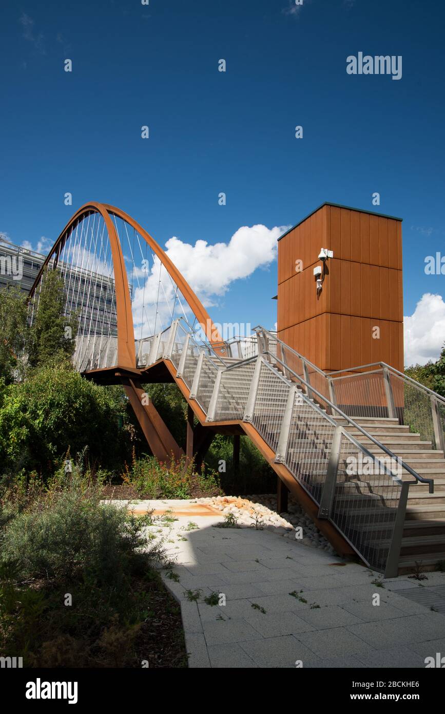 Pedestrian Footbridge Chiswick Business Park/ Gunnersbury Triangle ...