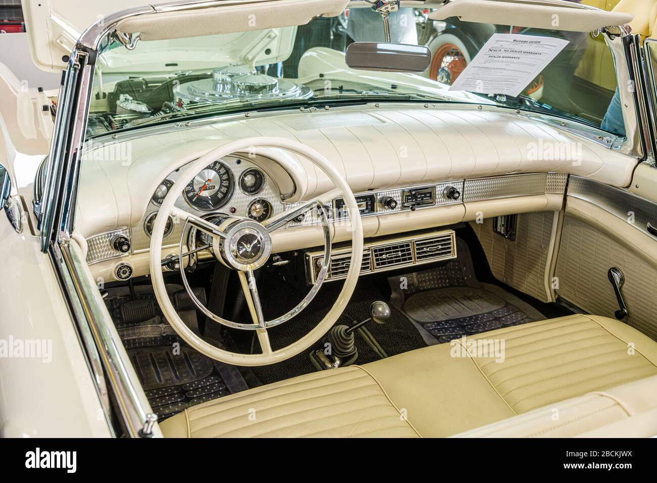 1957 Ford Thunderbird