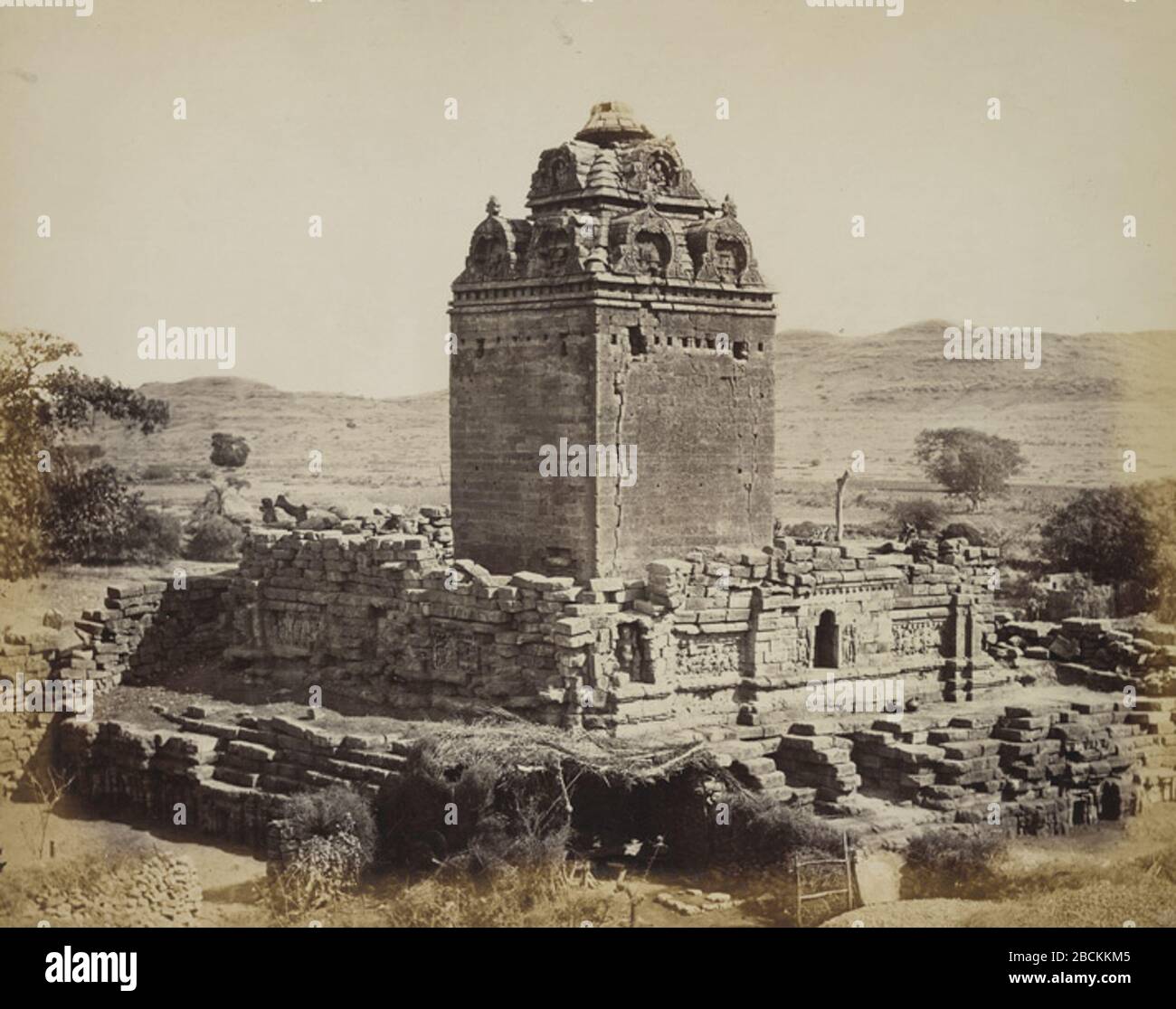 Pyramidal roof hi-res stock photography and images - Alamy