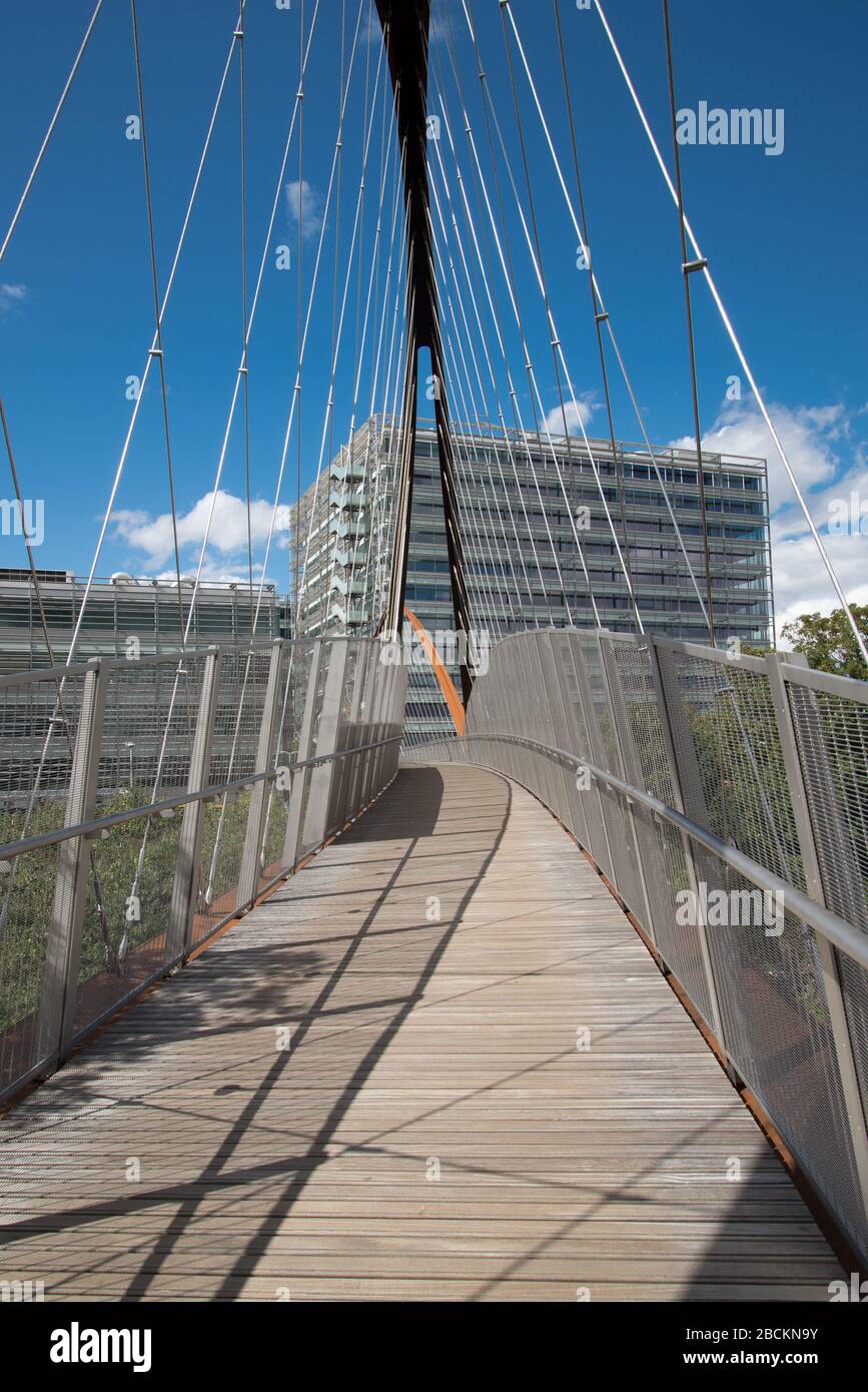 Pedestrian Footbridge Chiswick Business Park/ Gunnersbury Triangle ...