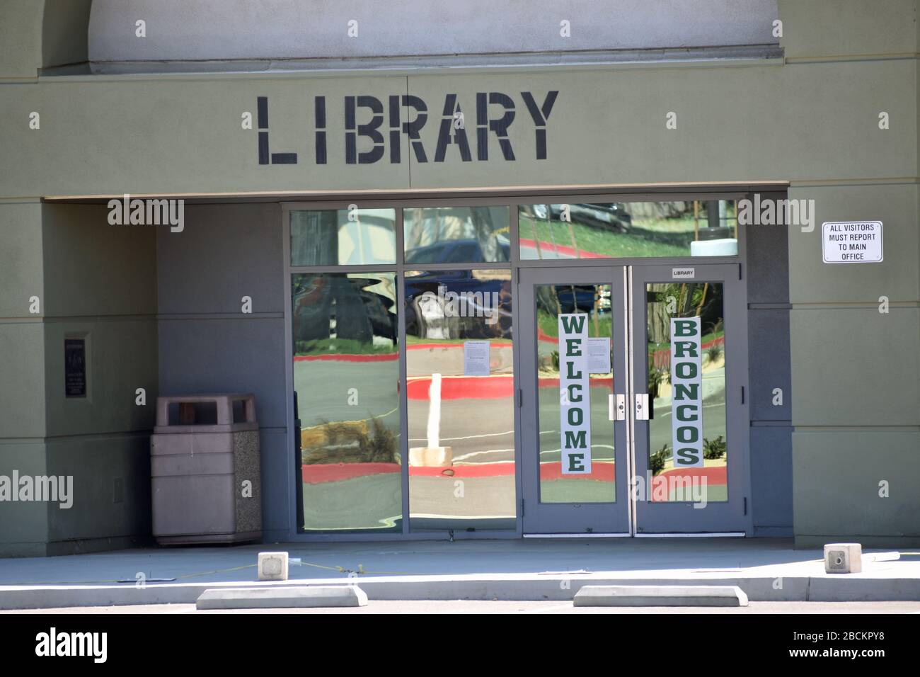 Red Telephone Box Door Handle High Resolution Stock Photography and ...