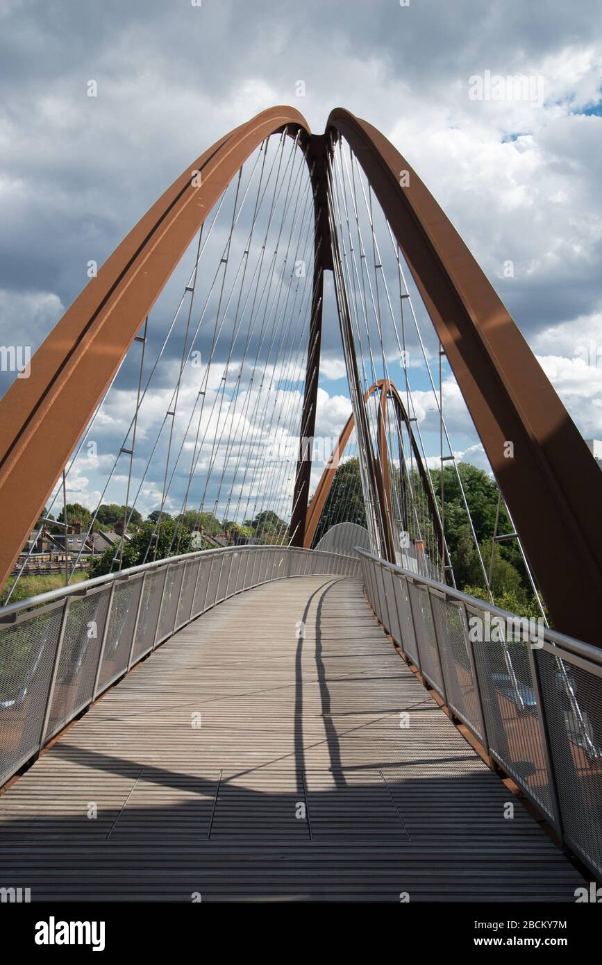 Pedestrian Footbridge Chiswick Business Park/ Gunnersbury Triangle ...