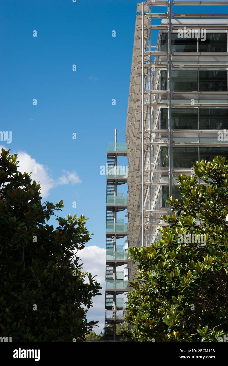 Pedestrian Footbridge Chiswick Business Park/ Gunnersbury Triangle ...