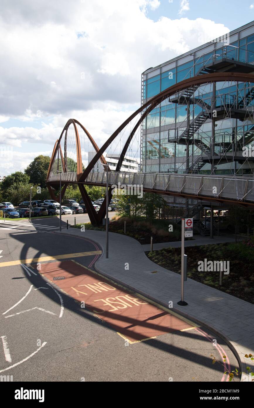 Pedestrian Footbridge Chiswick Business Park/ Gunnersbury Triangle ...