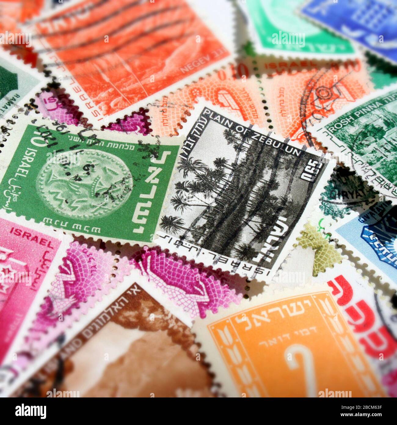 English stamps hi-res stock photography and images - Alamy