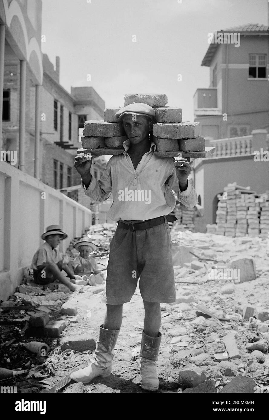 Jewish colonies and settlements. Tel Aviv. Rothschild Street Stock ...