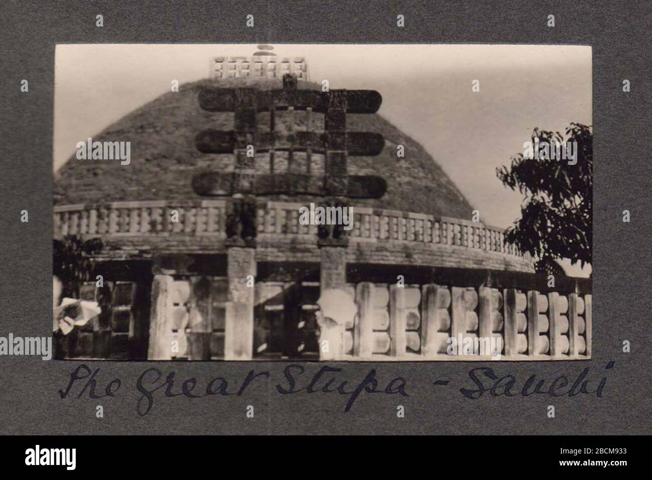 Chatra parasol hi-res stock photography and images - Alamy