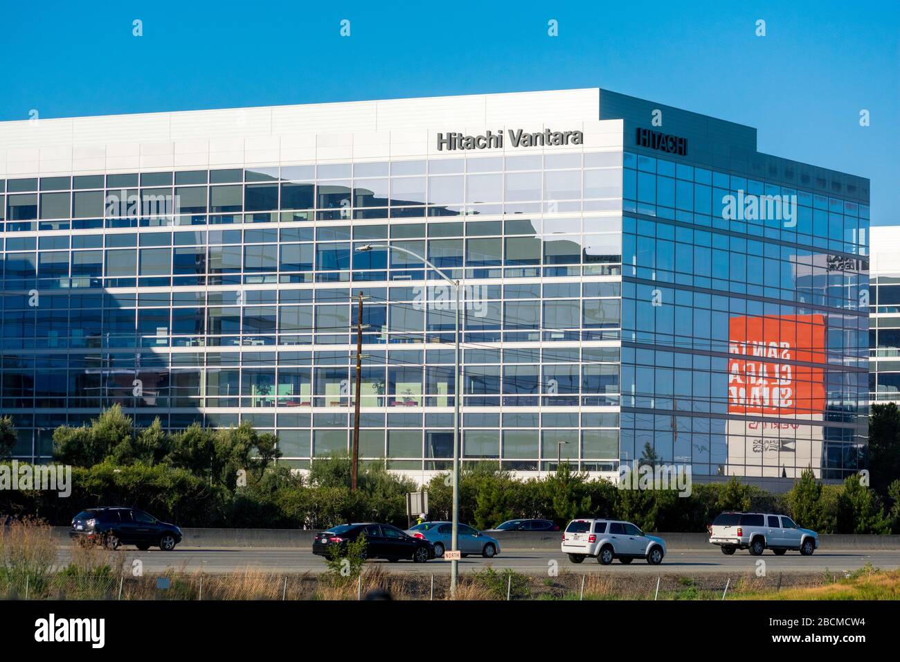 Hitachi logo hi-res stock photography and images - Alamy