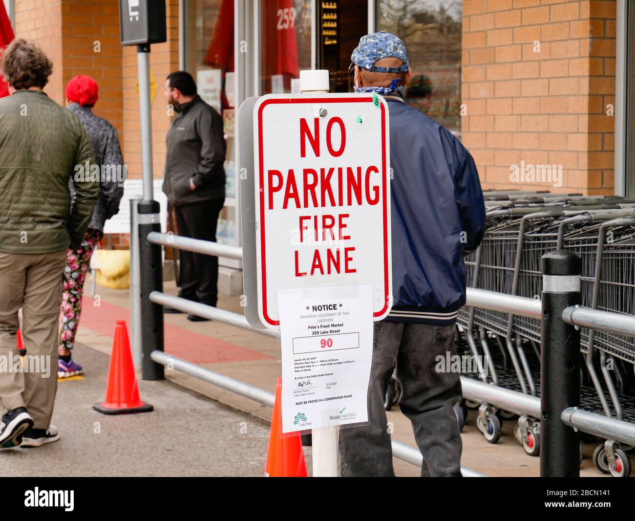 Emergency store hi-res stock photography and images - Alamy
