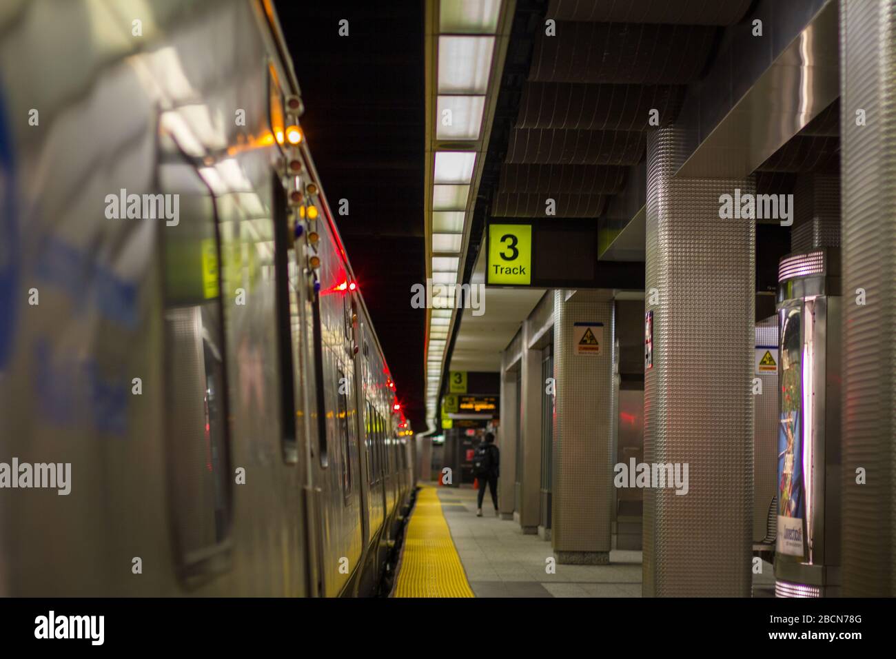Long Island railroad train platform Stock Photo - Alamy